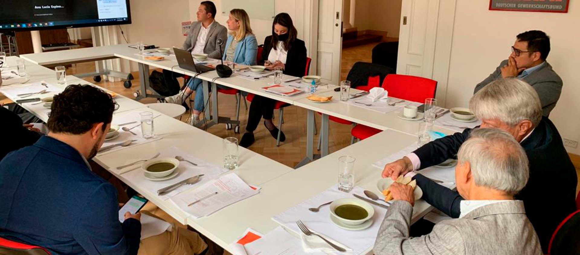 ¿Quiénes Somos? - Grupo Proindustria